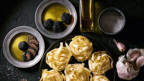 What Is a Truffle and What Does Truffle Taste Like?