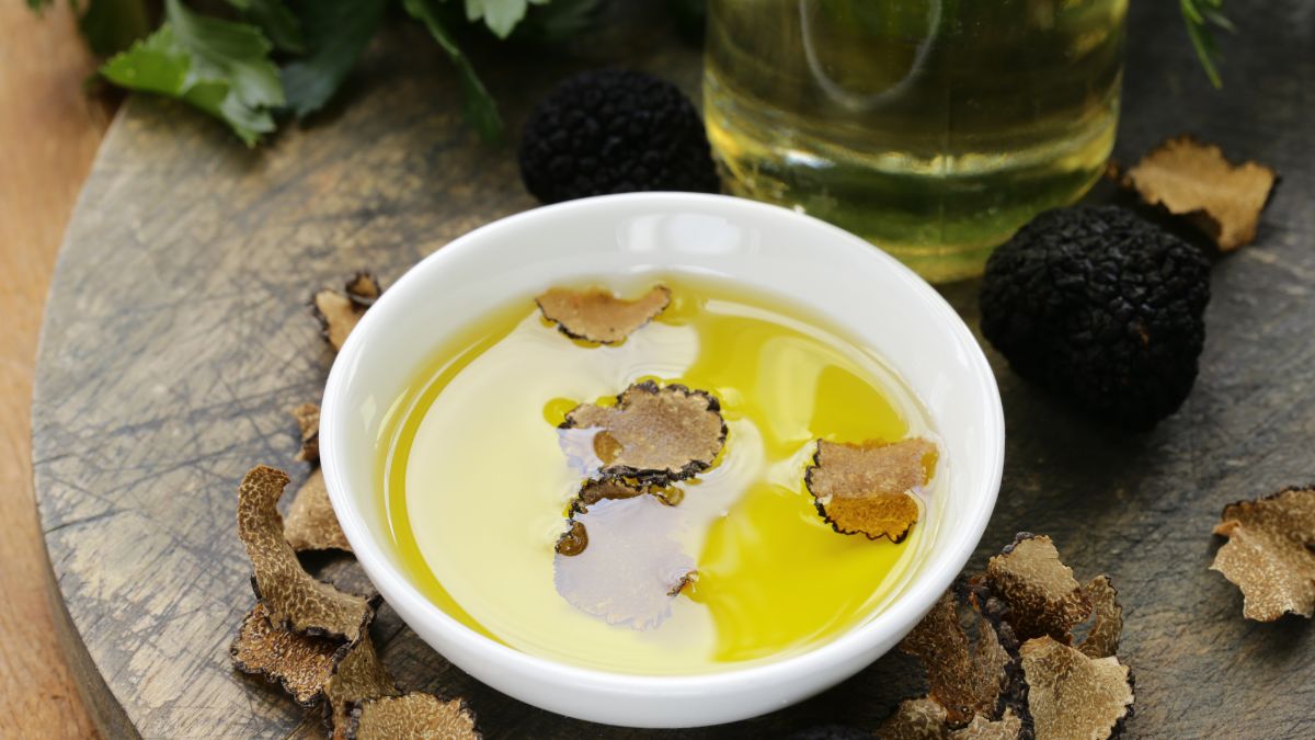 What Is a Truffle and What Does Truffle Taste Like?